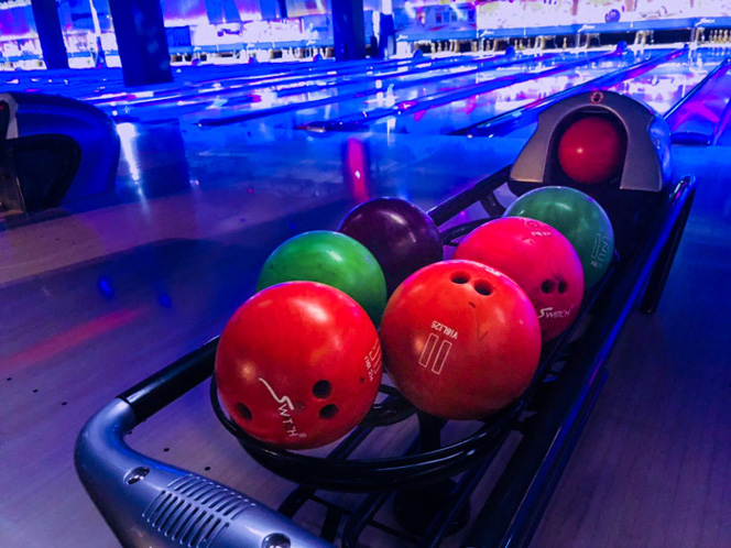 5 Reasons Why You Should Try Cosmic Bowling – Lifeguide.sg